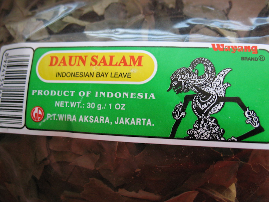 Salam leaf, an essential flavor in Indonesian cooking | Asian Markets ...