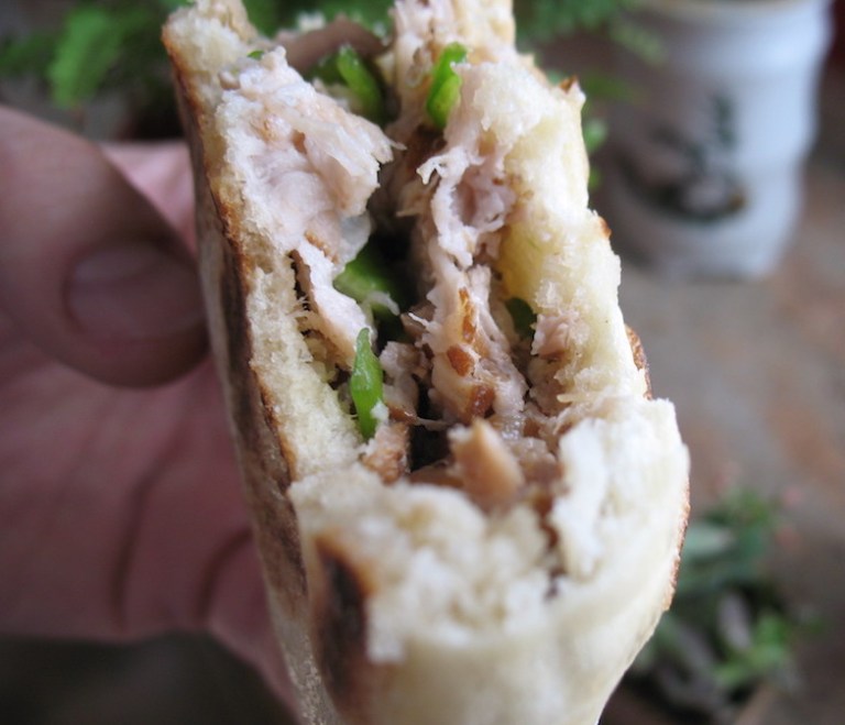 A Chinese pan-fried flatbread and “Chinese hamburger” | Asian Markets ...
